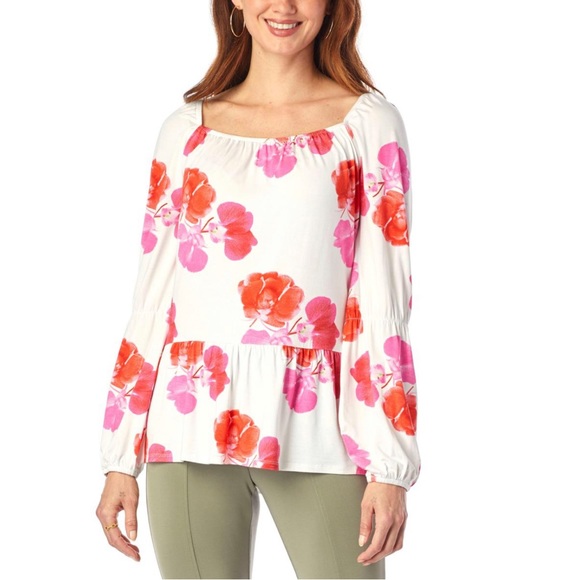 Shavonne Dorsey | Tops | Nwt Shavonne Dorsey Bubble Hem Puff Sleeve ...